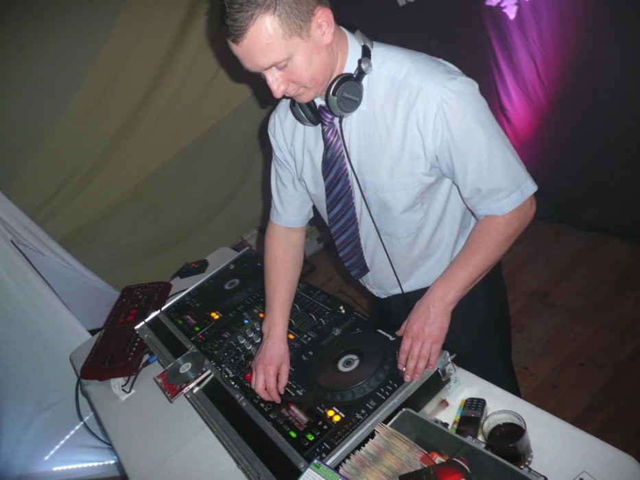 DJ Marx - DJ na Wesle i Poprawiny - Zespoły weselne Leżajsk